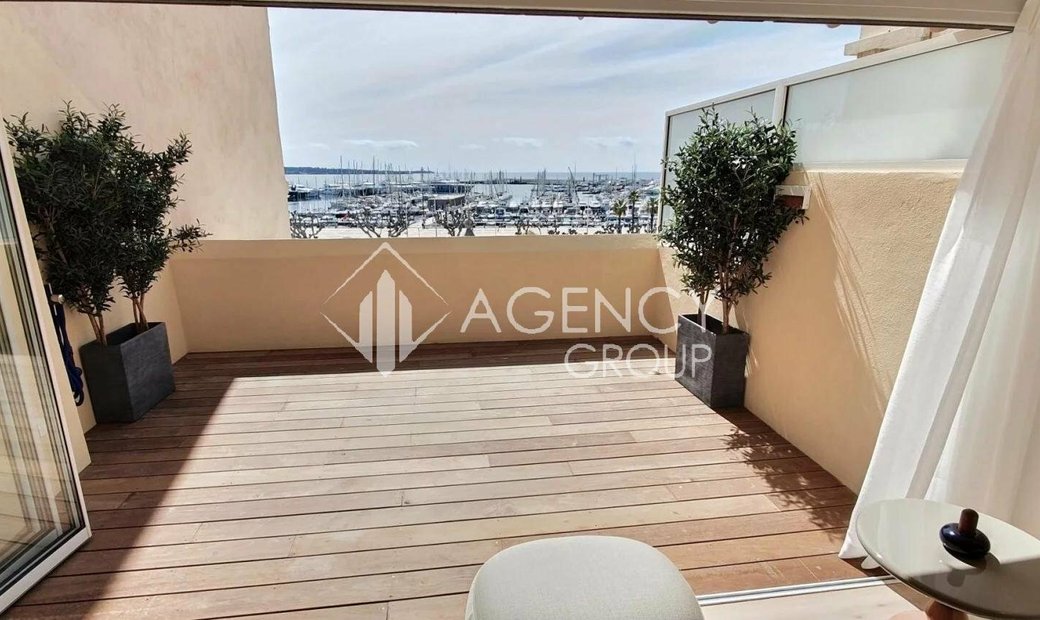 Duplex Renovated Sea View In Cannes, Provence Alpes Côte D'azur, France ...