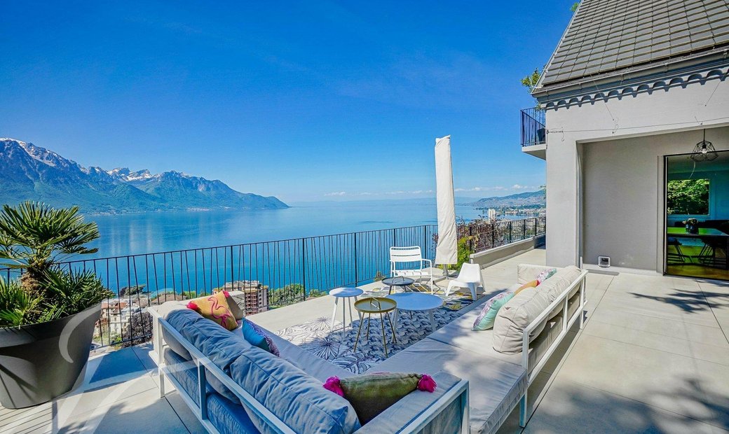 Villa With A Spectacular View! Dans Chernex, Vaud, Suisse à Vendre ...