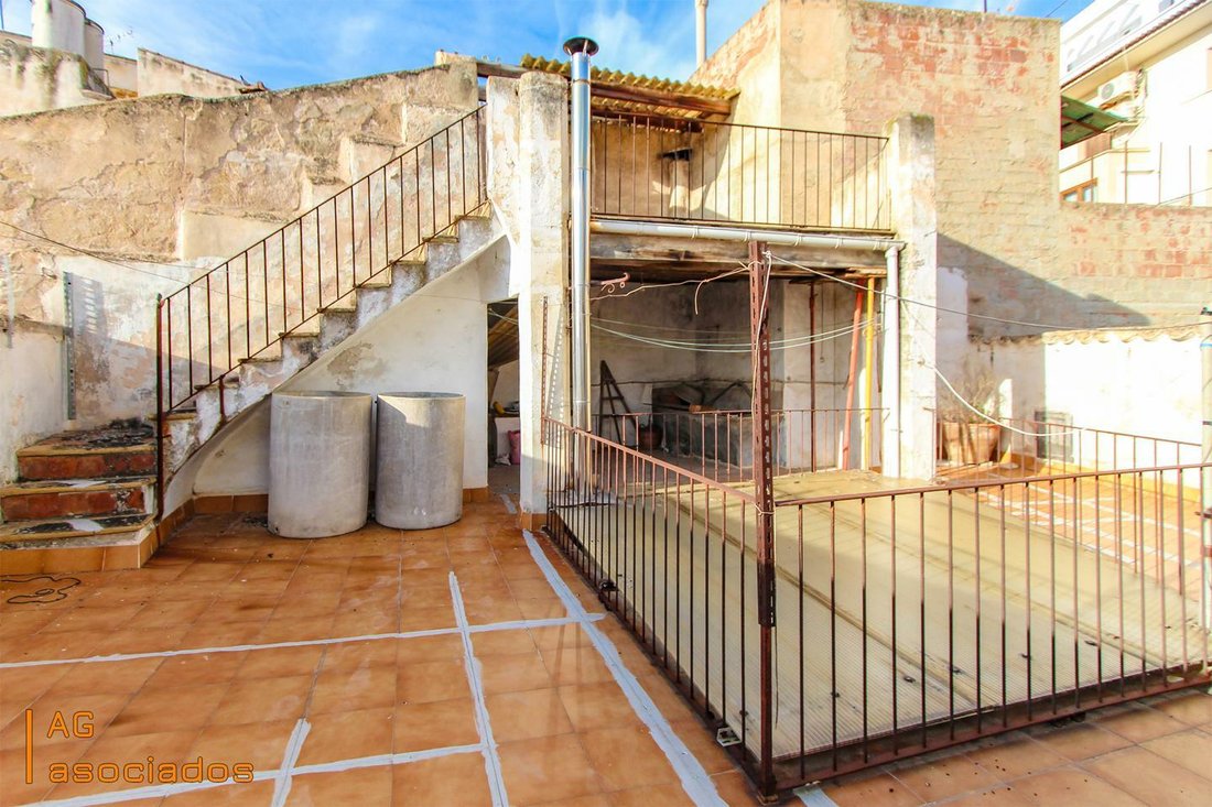 Inca Studio In Inca, Balearic Islands, Spain For Sale (12221166)