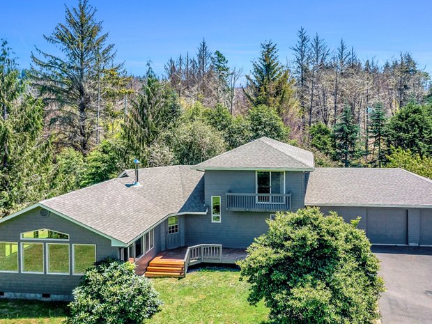 Luxury modern houses for sale in Otis, Oregon | JamesEdition