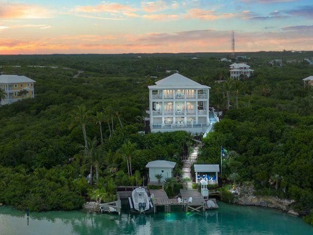 Luxury renovated homes for sale in George Town, Exuma, The Bahamas ...