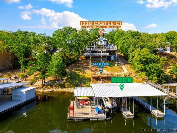 Luxury renovated homes for sale in Osage Beach, Missouri | JamesEdition