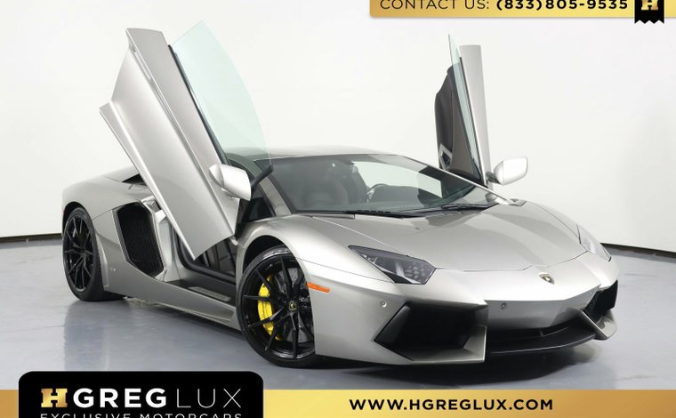 Lamborghini Aventador Roadster Silver