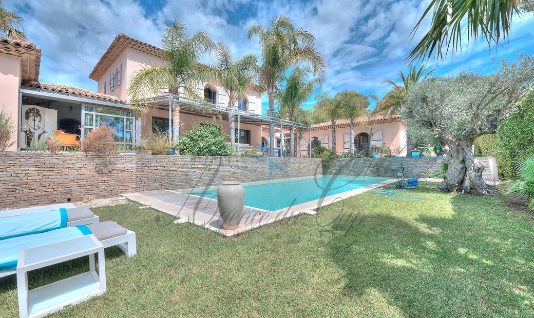 Villa D'exception Dans In Saint Raphaël, Provence Alpes Côte D'azur ...