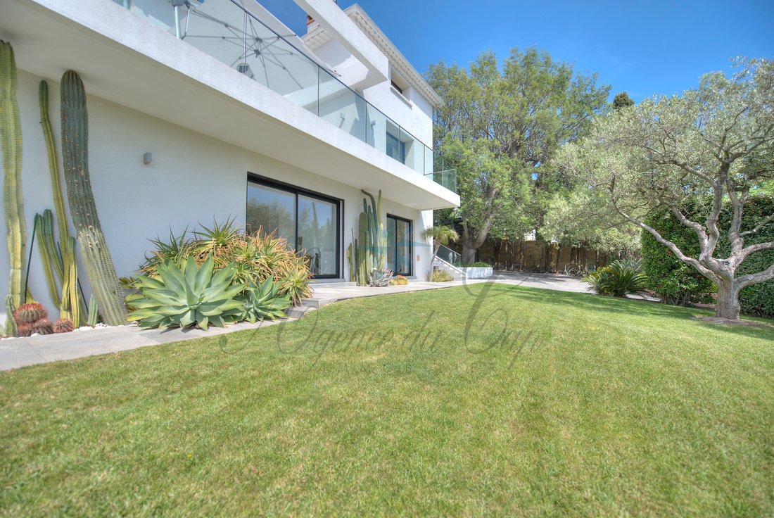 Villa Vue Mer Saint In Saint Raphaël, Provence Alpes Côte D'azur ...