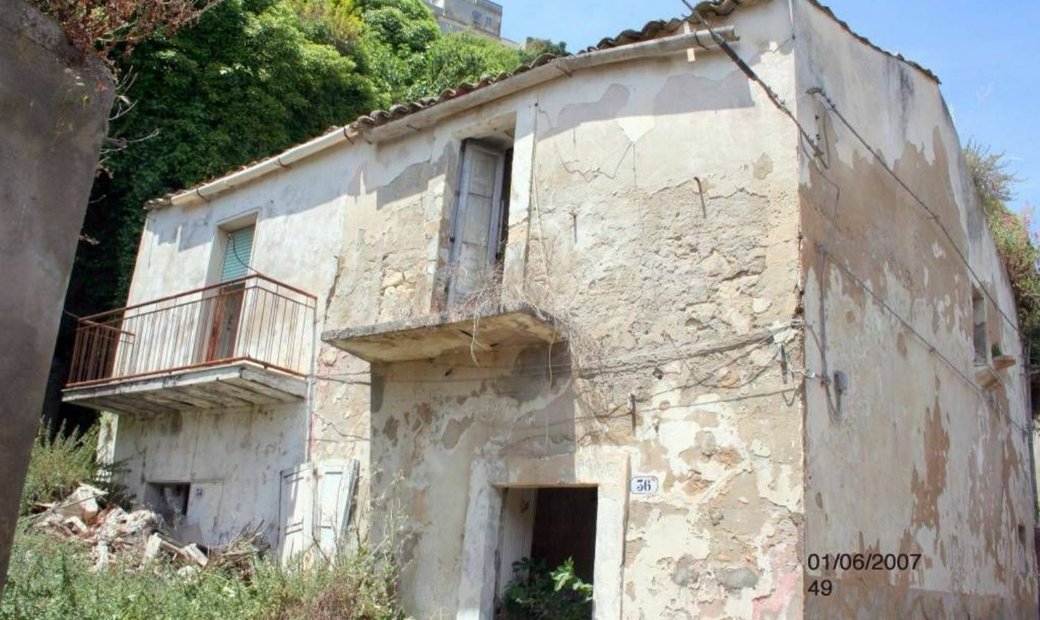 Ragusa Rustic Village In Ragusa, Sicily, Italy For Sale (12265757)