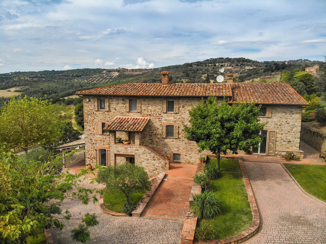 Farmhouse "La Perla Umbra" In Castel Rigone, Umbria, Italy For Sale ...