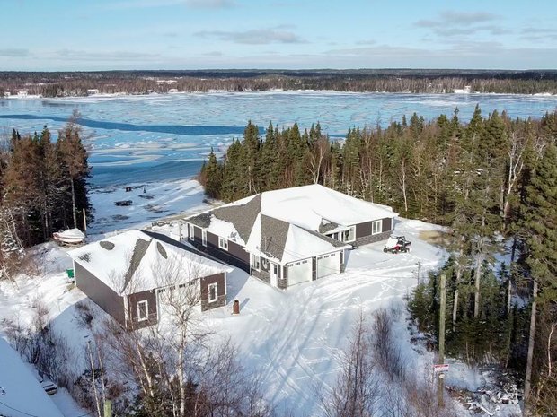 Luxury homes with terrace for sale in Gander, Newfoundland and Labrador ...