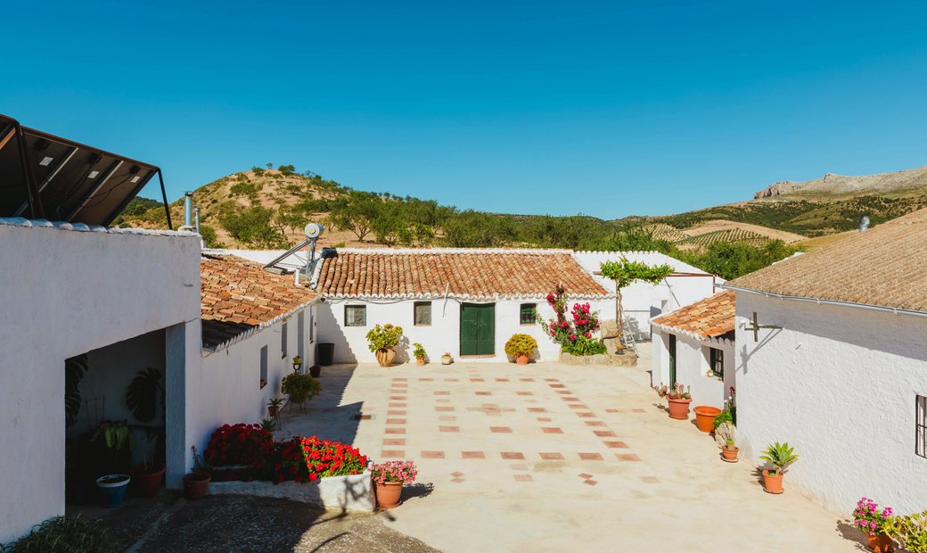 Fantastic Rustic Andalusian Farmhouse With Solar In Ardales, Andalusia ...