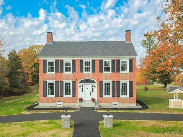 Luxury homes for sale in Unity, Maine | JamesEdition