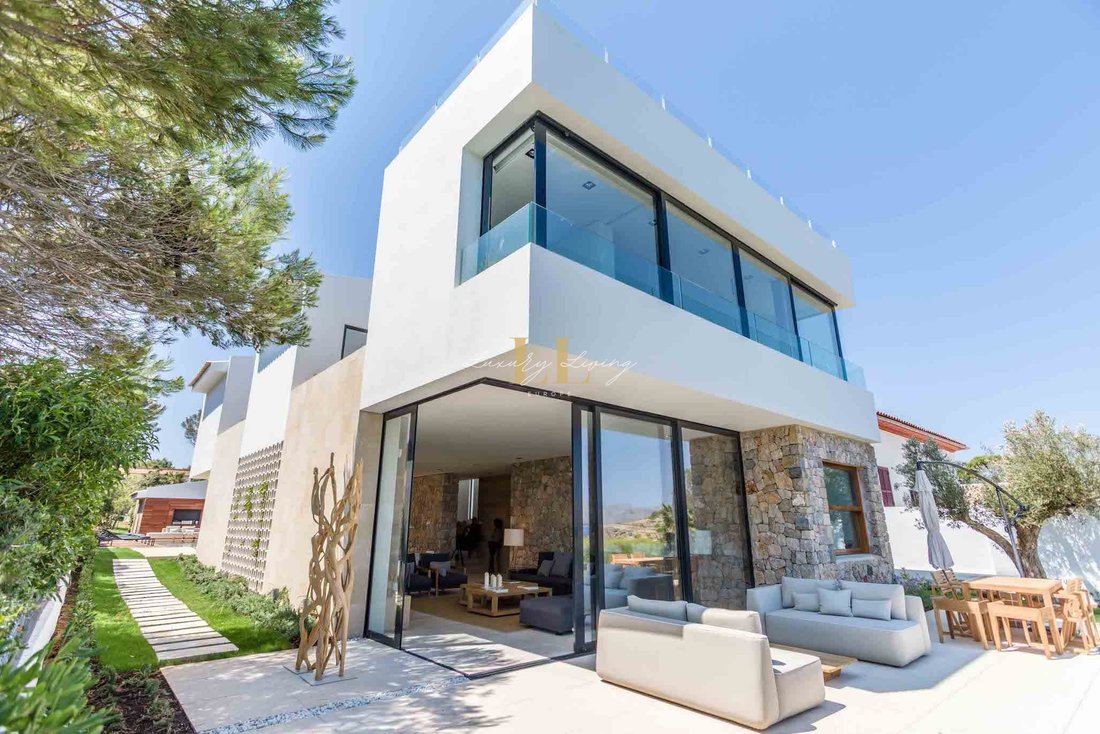 Villa Claudia In Alcúdia, Balearic Islands, Spain For Rent (12311388)