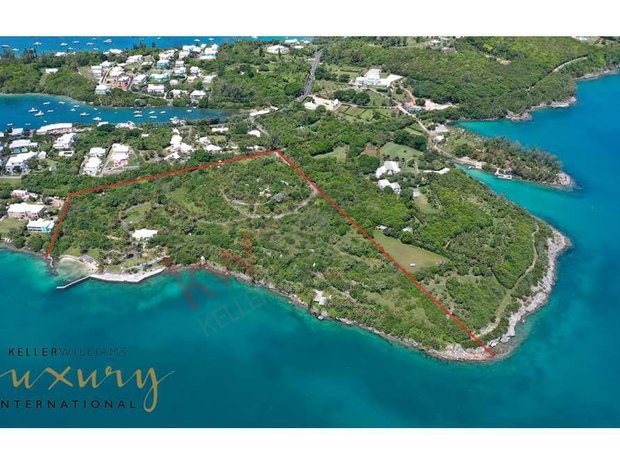 Luxury waterfront homes for sale in Bermuda | JamesEdition
