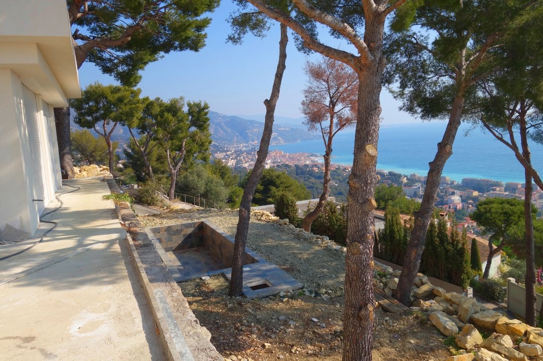 Villa In Roccabruna Sul Capo Martino, Provenza Alpi Costa Azzurra ...
