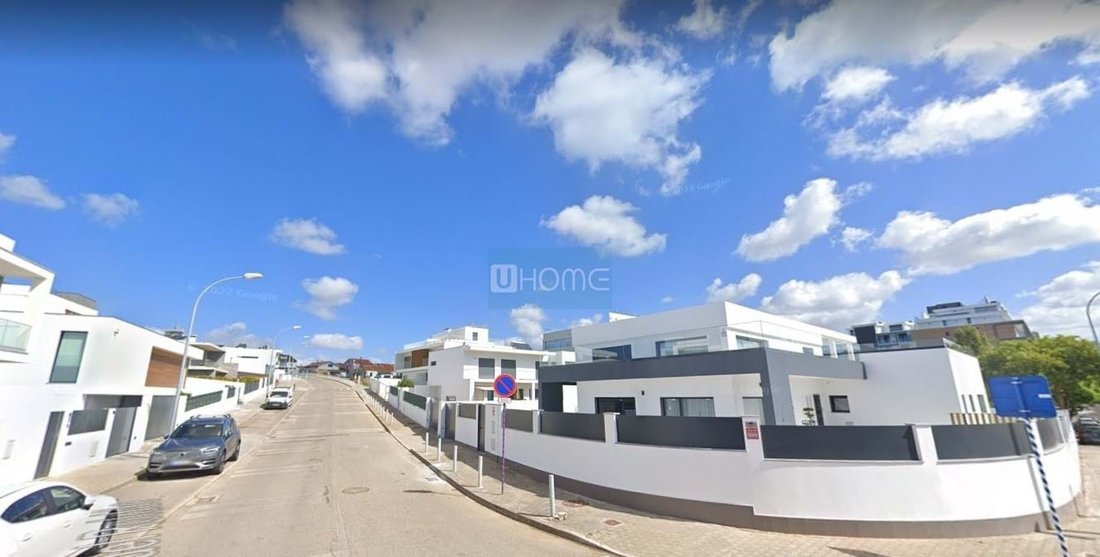 Pip Approved Terrain Taguspark 20,000m2 Of Above Ground In Oeiras ...