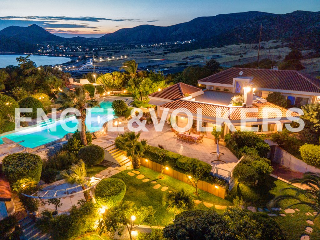 Escape From The City In Legrena, Decentralized Administration Of Attica ...