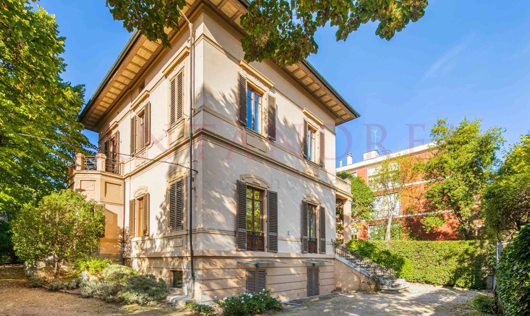 Villa Typique De Style Liberty à Florence Dans Florence, Toscane ...