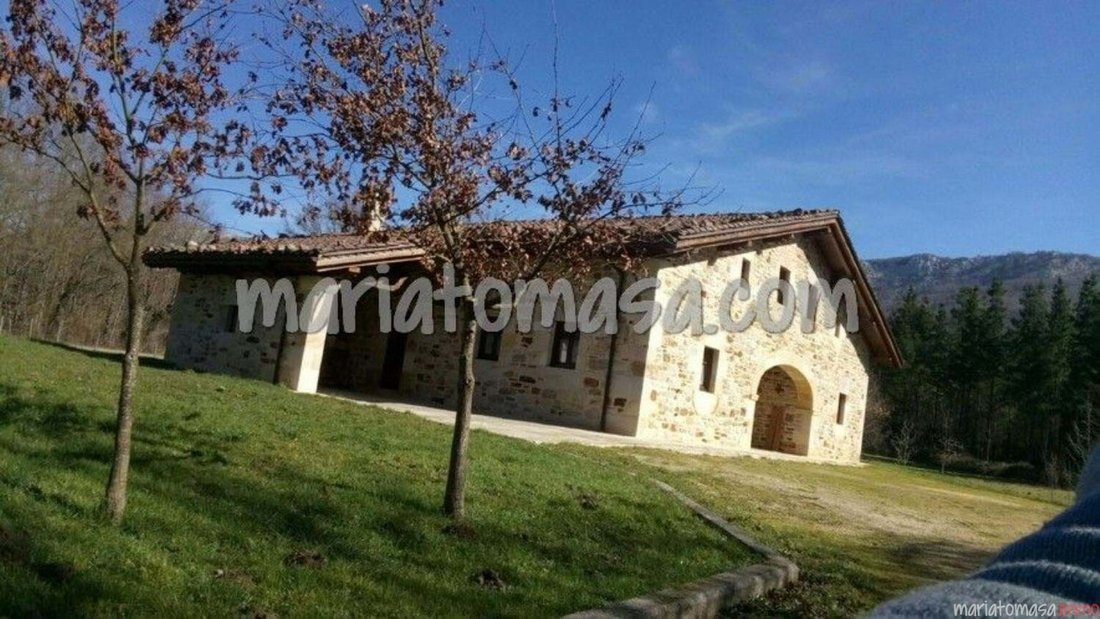 Casa De 3 Dormitorios In Aramaio, Basque Country, Spain For Sale (12348331)