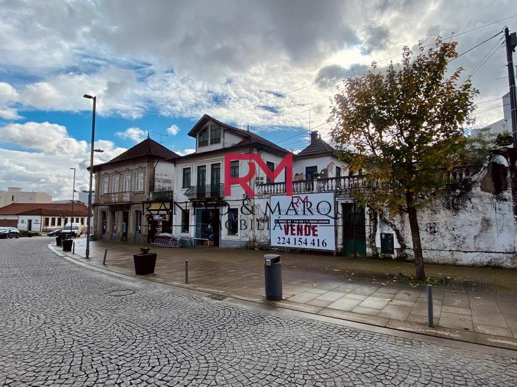 Paredes Town House In Paredes, Porto District, Portugal For Sale (12078409)