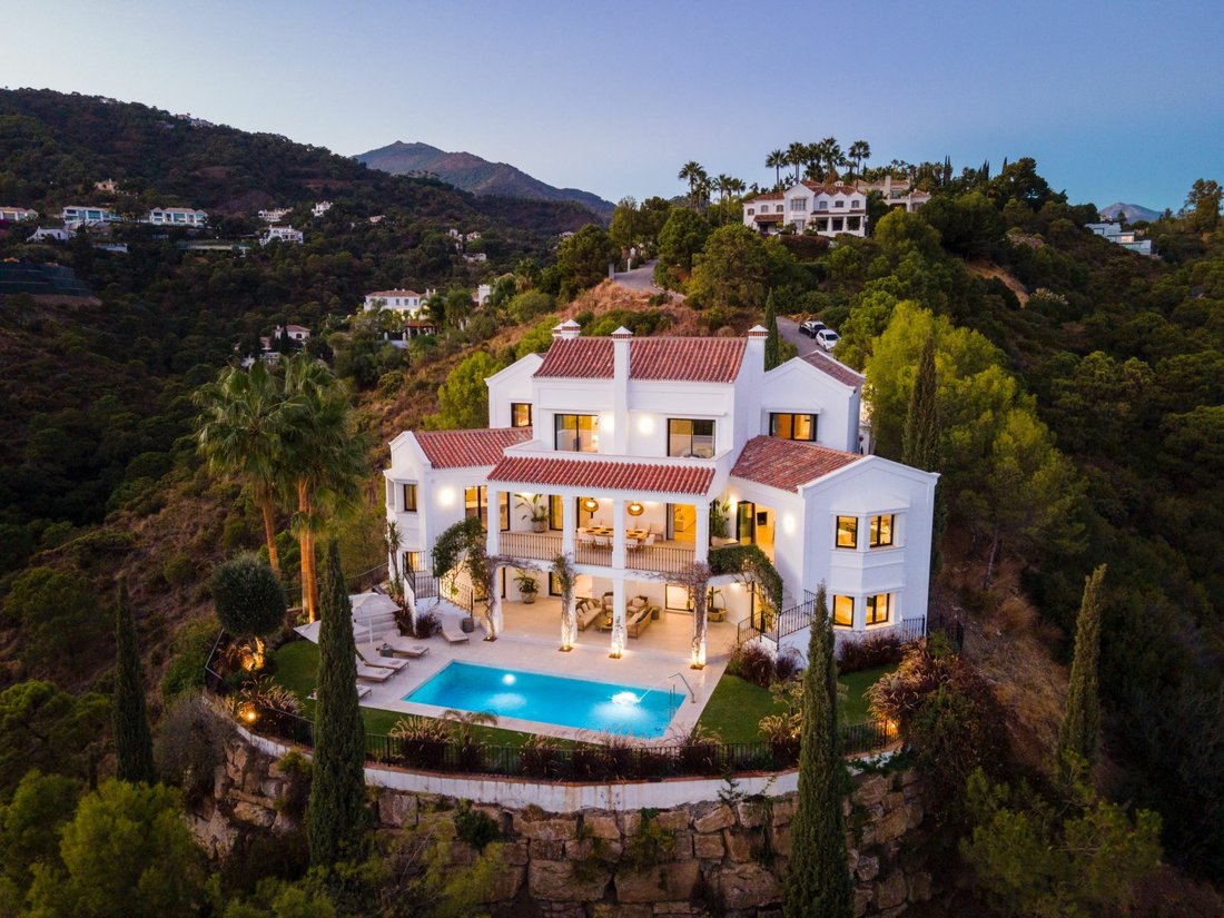 An Elegant Andalusian Mansion Infused With In Benahavis, Andalusia ...