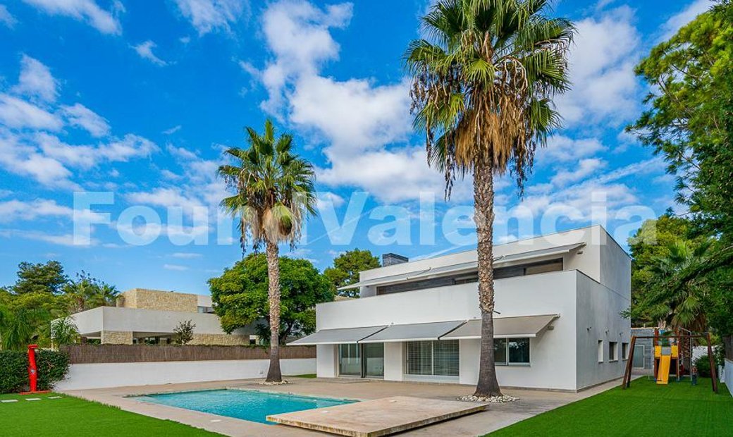 Beautiful Property In Santa Bárbara In Rocafort, Valencian Community ...