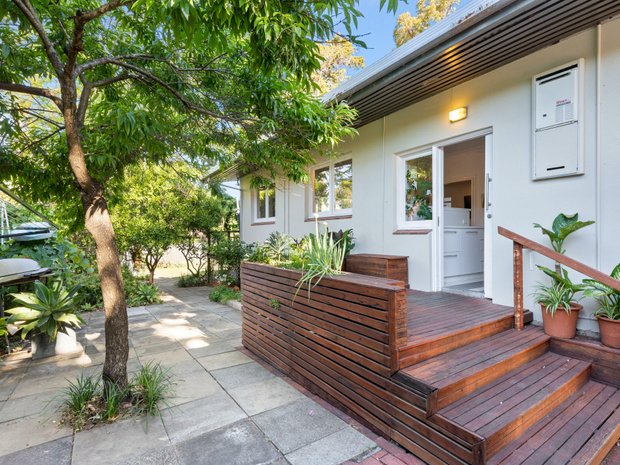 Luxury homes for sale in Nedlands, Western Australia, Australia ...