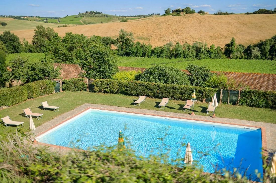 Chianti Farm For Sale With Chianti Wine Production In Tuscany, Italy ...
