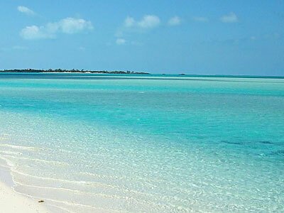 Big Darby Island, Avec Son Propre Château Dans Exuma Cays, Black Point ...