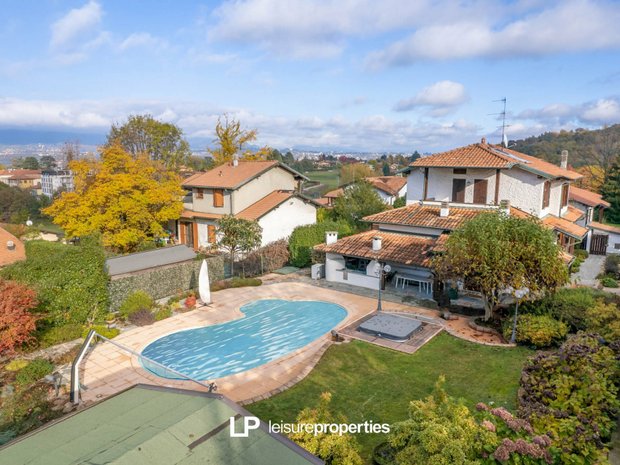 Luxury renovated homes for sale in Bodio Lomnago, Lombardy, Italy ...