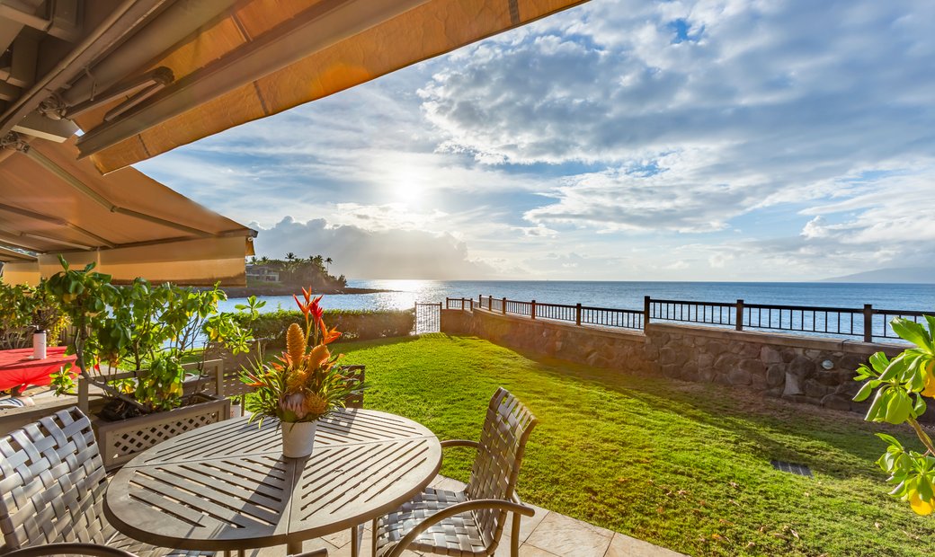 Exceptional Direct Oceanfront In Lahaina, Hawaii, United States For ...