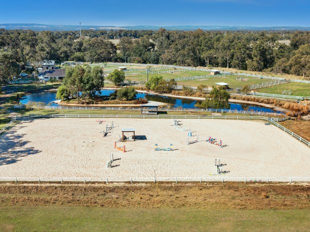 Luxury houses with vineyard / winery for sale in North Boyanup, Western ...