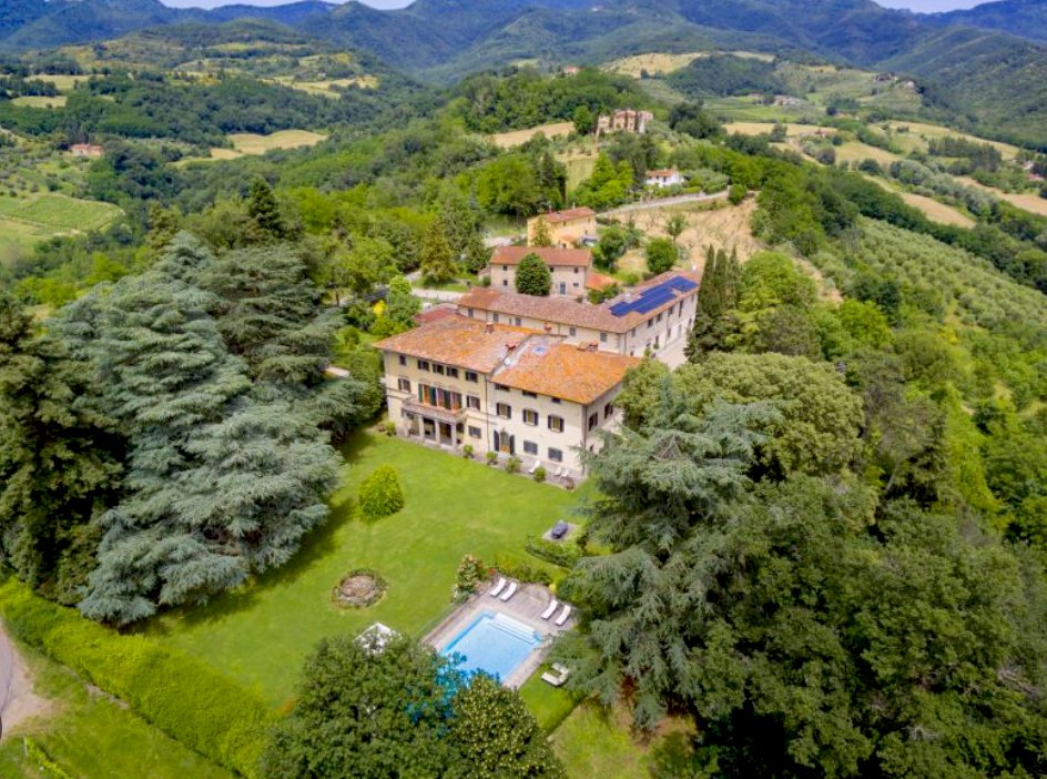 Historical Italian Villa With Stunning Views, Pool, In Vicchio, Tuscany ...