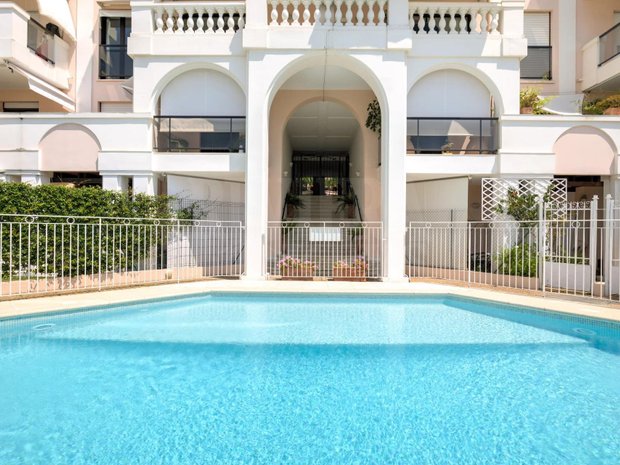 Luxury sea view condos for sale in Nice, Provence-Alpes-Côte d'Azur ...