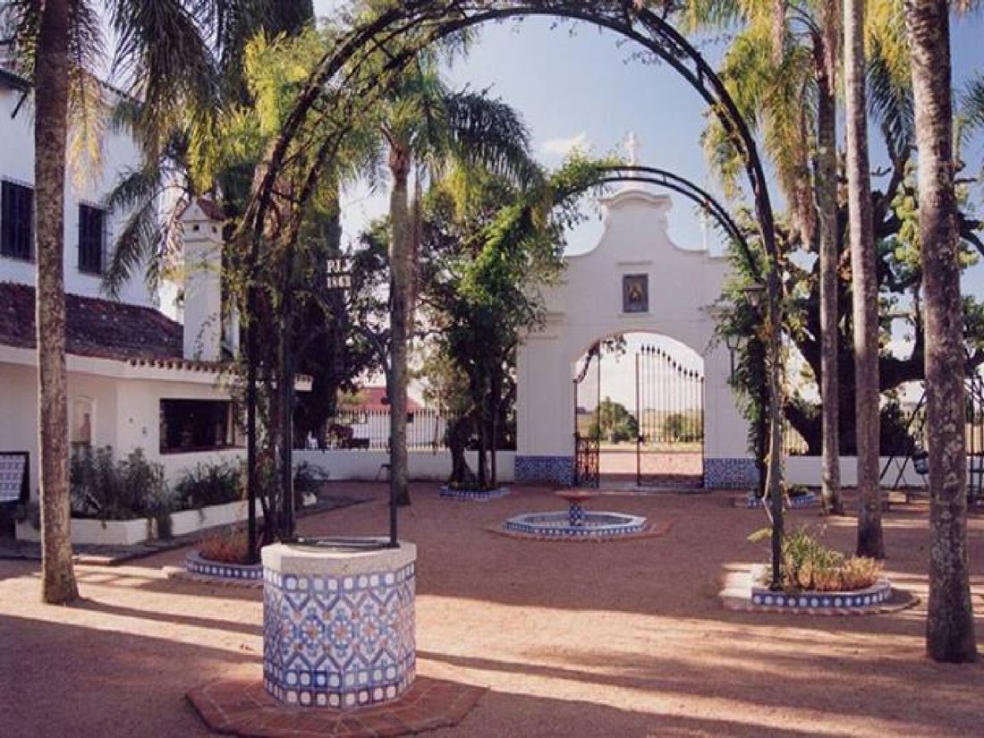 Tourist Ranch San Pedro De In Cerro Colorado, Florida Department ...