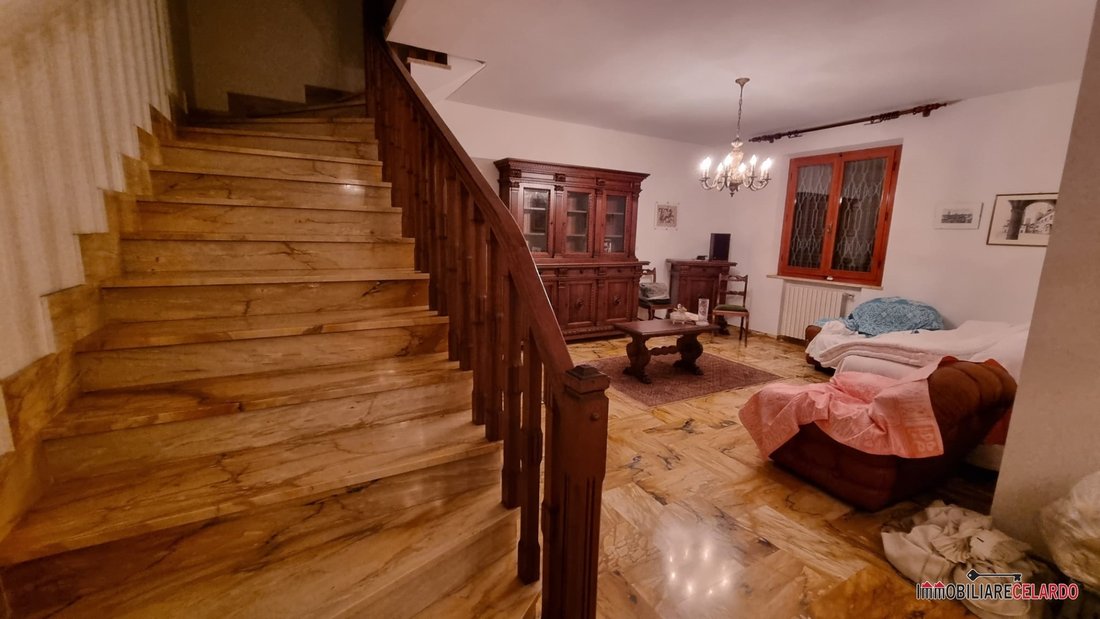 Totally Independent Villa Divided For In Colle Di Val D elsa Tuscany totally-independent-villa-divided-for-in-colle-di-val-d-elsa-tuscany