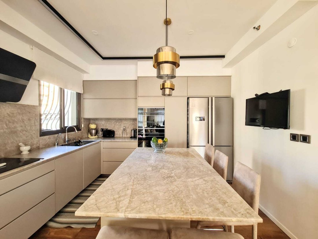 Modern Apartment With A Large Sunny Balcony In Netanya, Center District ...