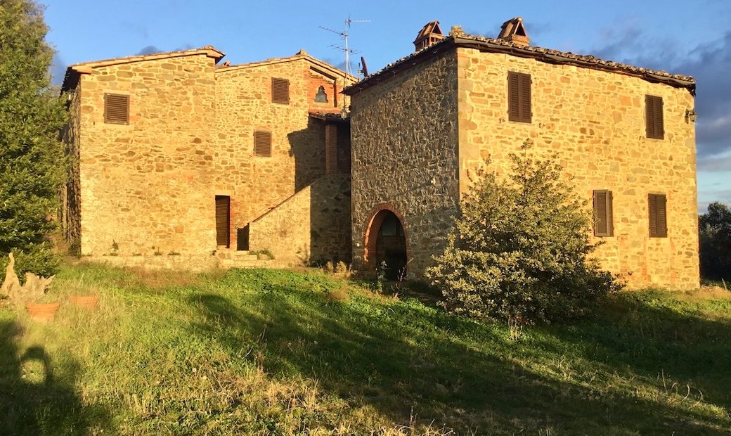 Restored 17th C. Farm With Vineyard And Olive In Montebenichi, Tuscany ...