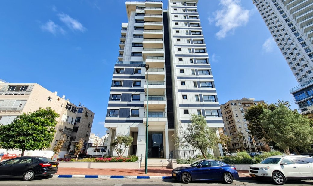 Modern 5 Rooms Apartment In The New In Netanya, Center District, Israel ...
