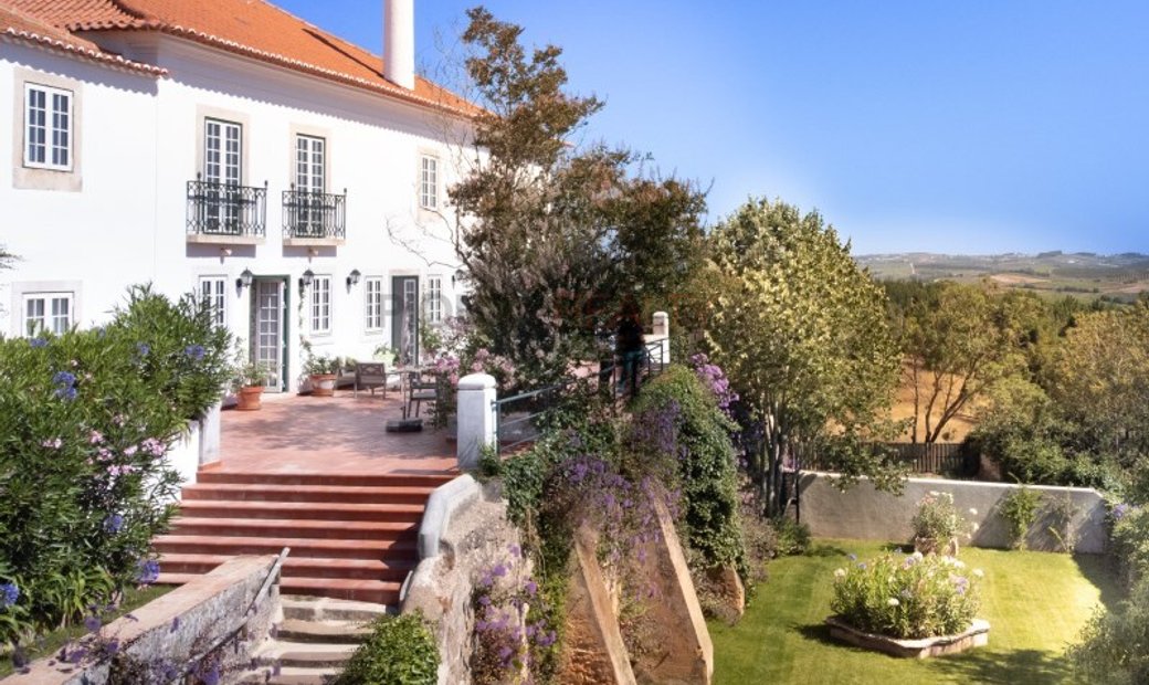 8 Bd Farmhouse With Garden And Pool, Cadaval In Cadaval, Lisbon ...