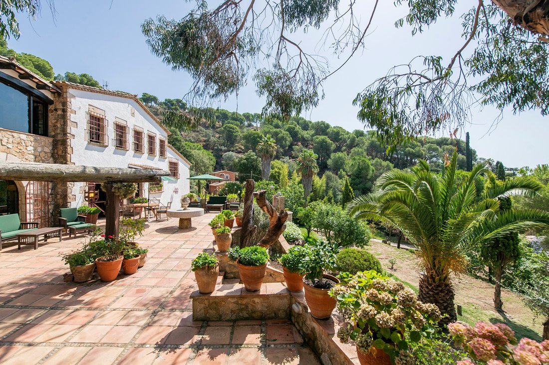 Beautiful Rustic Finca With In Conjunt De Castell D'aro, Catalonia ...