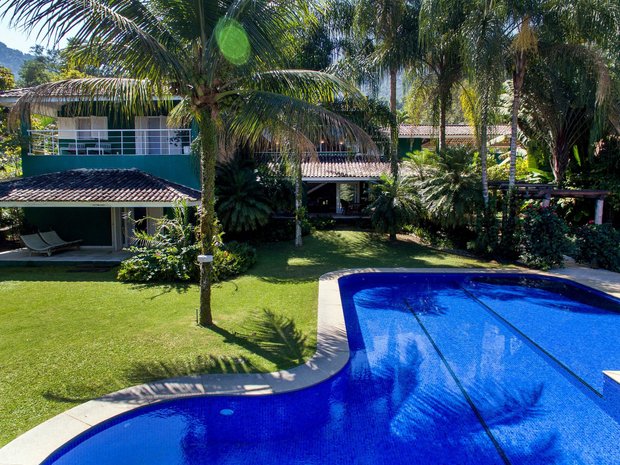 Luxury vacation rentals in Praia da Ribeira, State of Rio de Janeiro ...