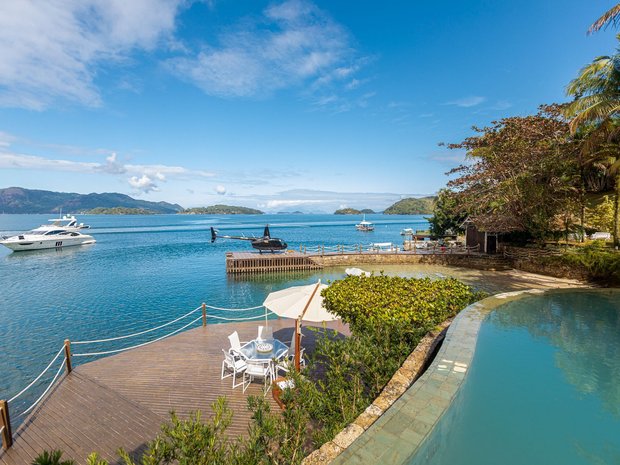 Luxury villas with private beach for rent in Rio de Janeiro, State of ...