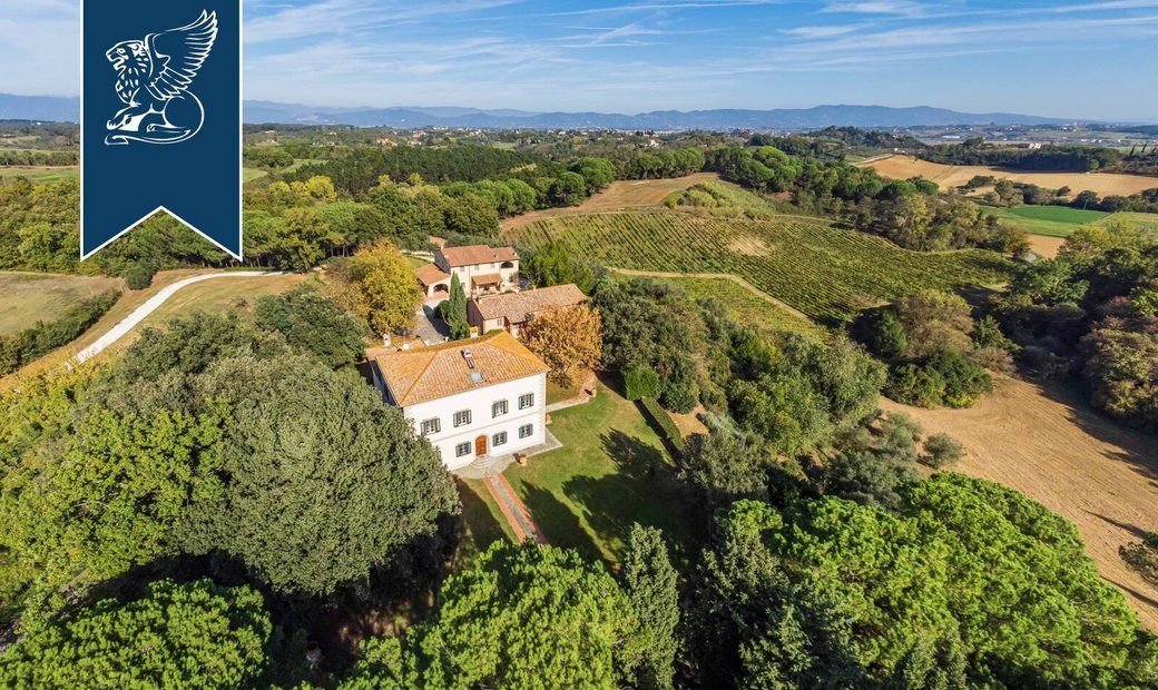 Three Charming Villas For Sale In The Tuscan In Fucecchio, Tuscany ...