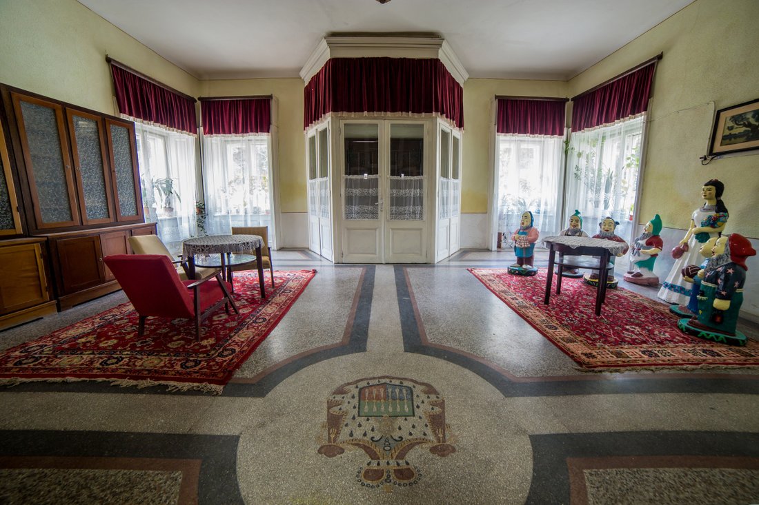 Cantacuzino–Ghica Deleni Castle, One Of The In Deleni, Iași County ...