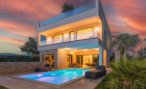 Luxury homes for sale in Ljubač, Zadar County, Croatia | JamesEdition