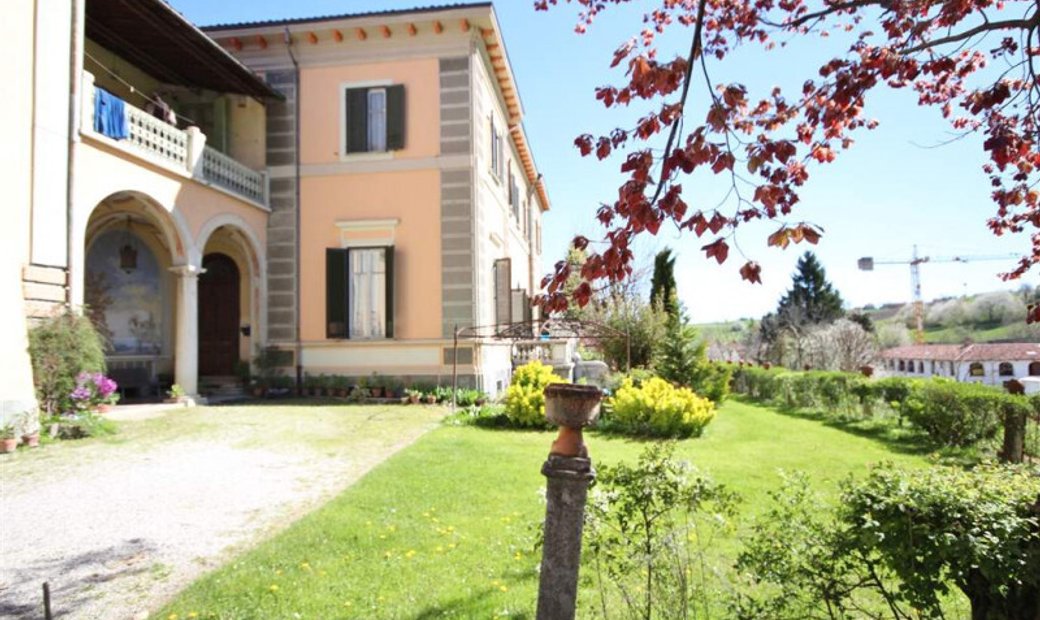 Cuneo Rustic House In Colombaro Ferraris, Cuneo, Piedmont, Italy For ...