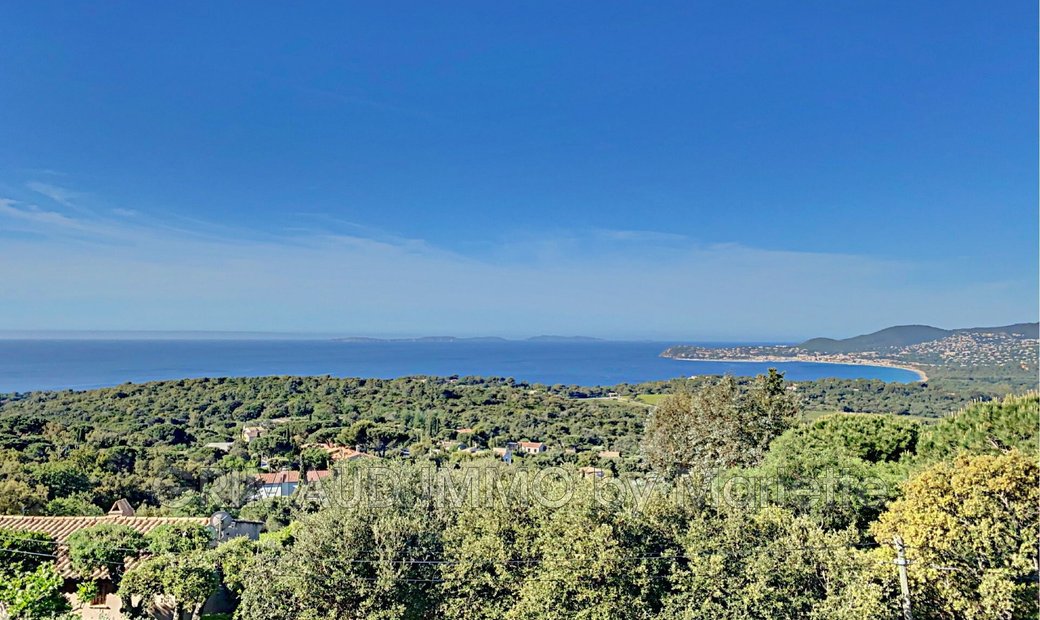 Penthouse De 180m² Avec In La Croix Valmer, Provence Alpes Côte D'azur ...