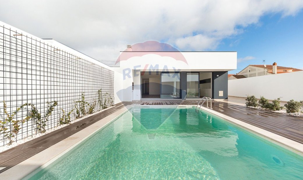 Moradia T3 For Sale In In Vila Chã De Ourique, Santarém District ...