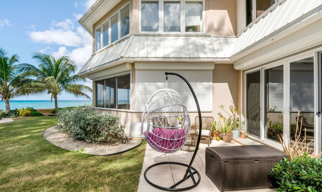 Poinsettia Beachfront Ground Floor In George Town, George Town, Cayman ...