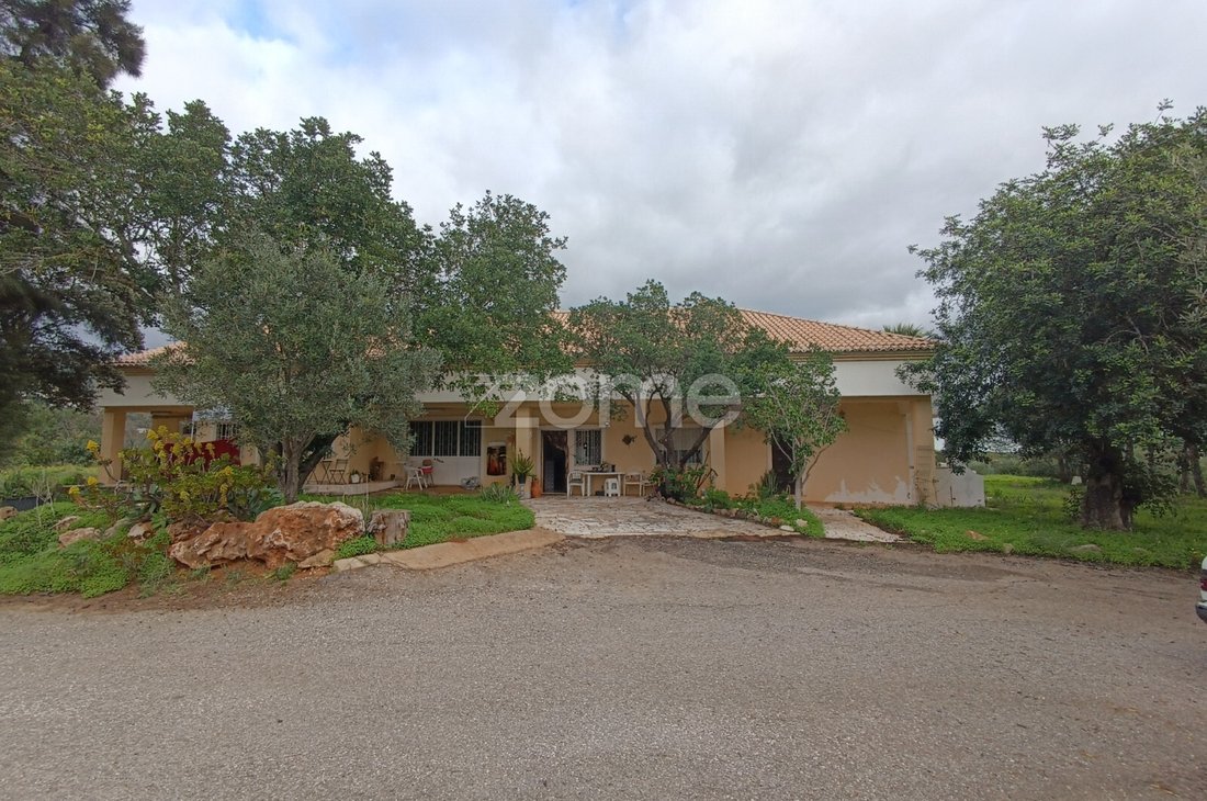 Faro House In Loulé, Algarve, Portugal For Sale (12490915)