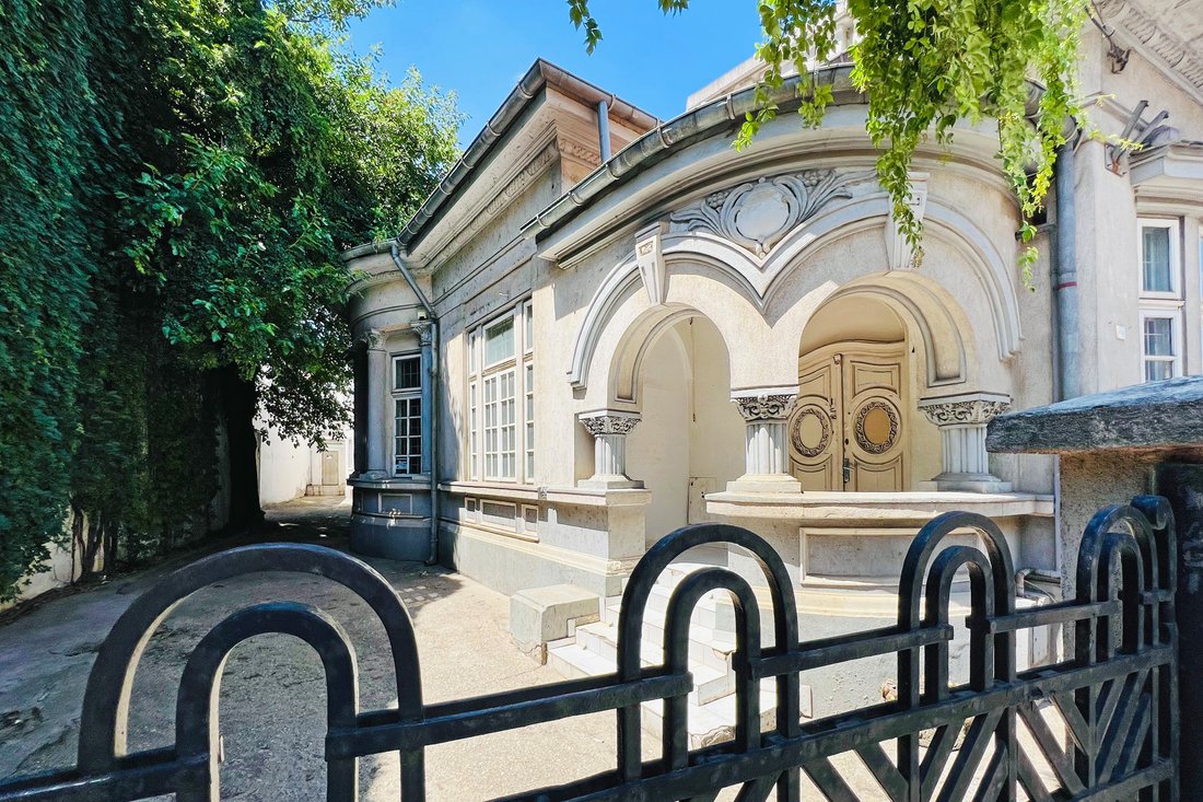 The Classic Gem On Vasile Lascar In Bucharest, Bucharest, Romania For ...